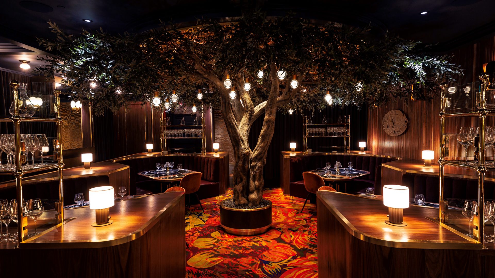 Barry's Downtown Prime Near Fremont Street Experience