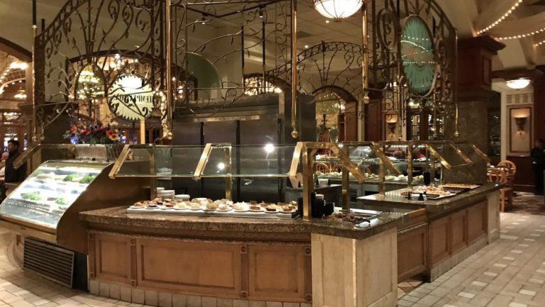 Garden Court Buffet Near Fremont Street Experience