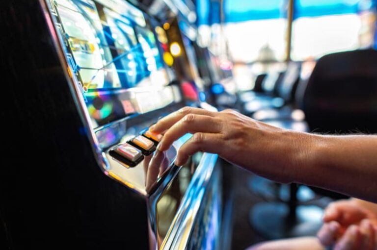 Fanduel Sportsbook | Sports Betting | The Fremont Hotel & Casino